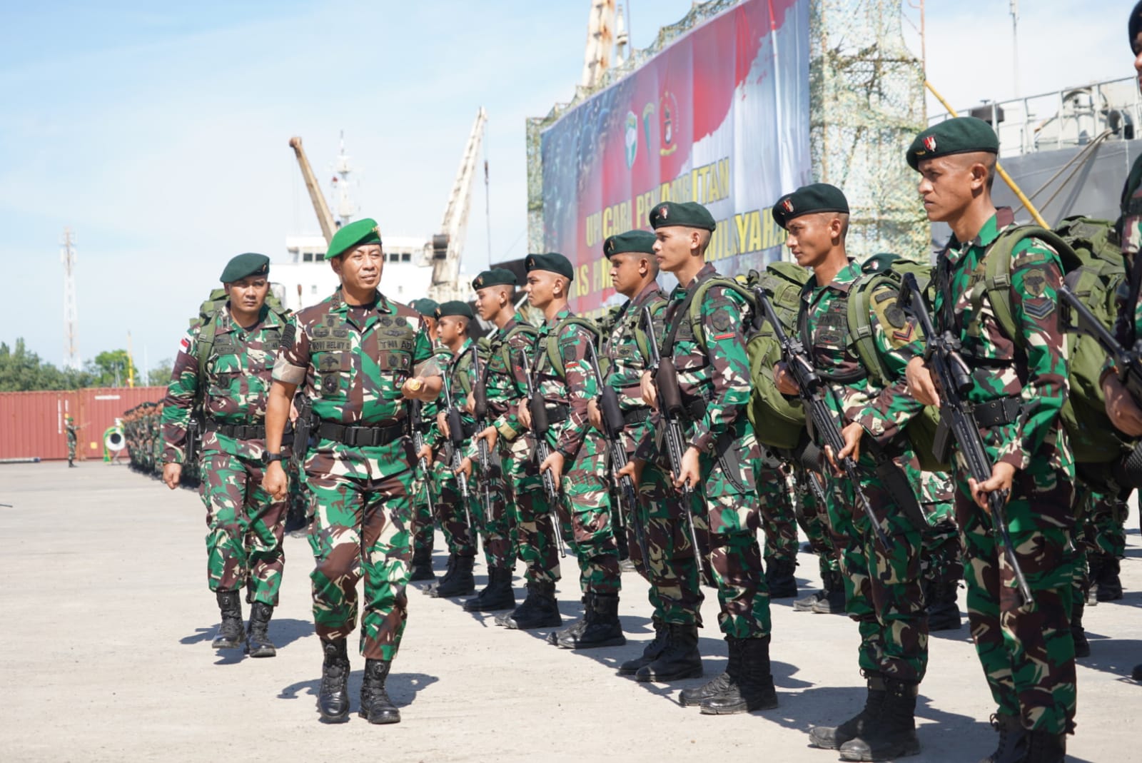 Pangdam IM dan Masyarakat Sambut Kepulangan Satgas Yonif Raider Khusus ...