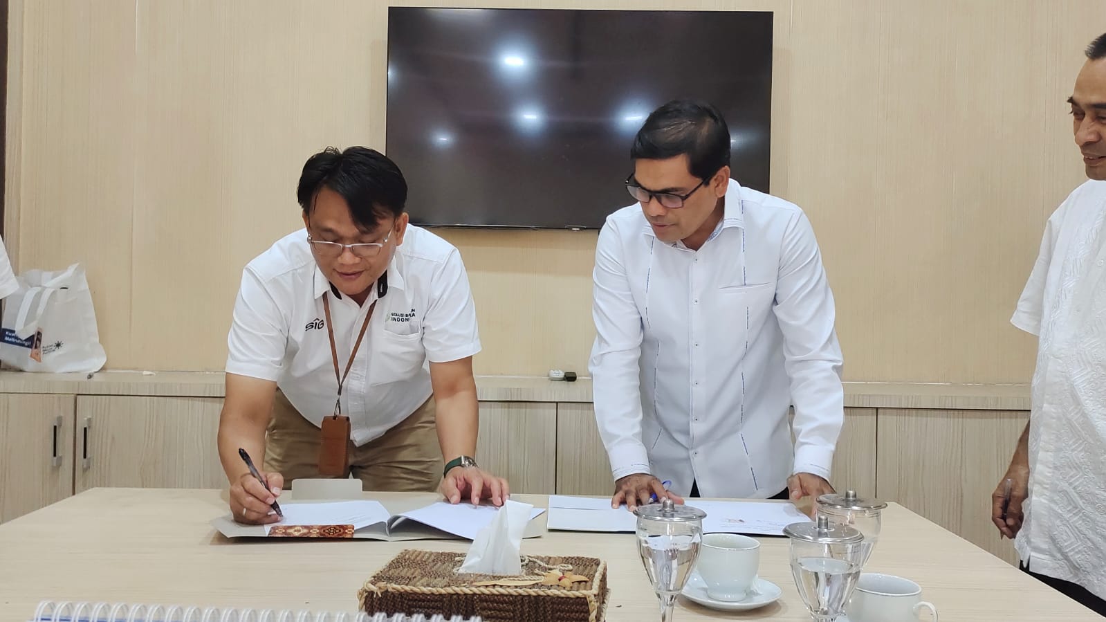 Dukung Program Kampus Merdeka, Solusi Bangun Andalas Tandatangani MoU dengan Universitas Islam ...